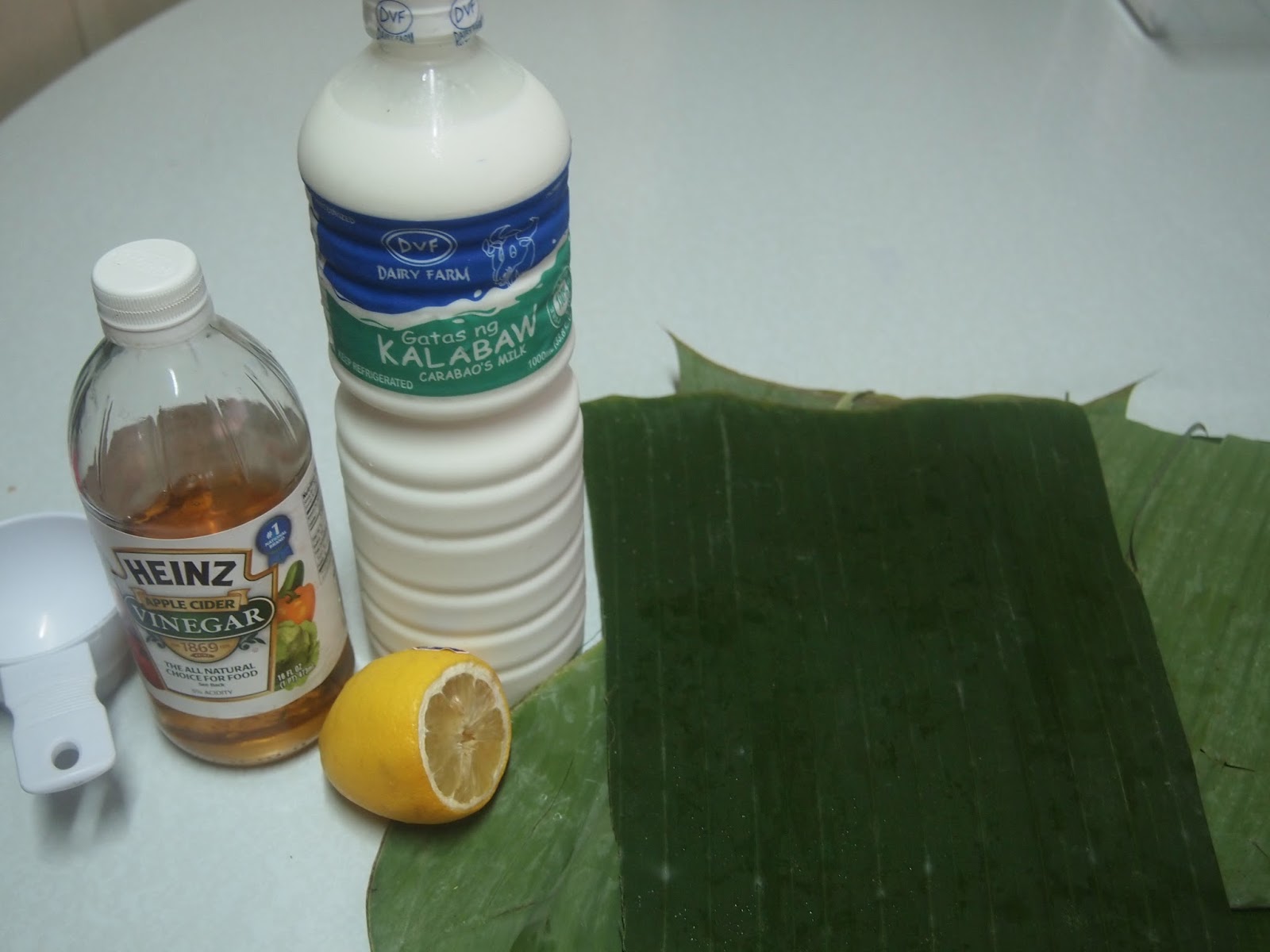 Tagalog Kitchen: How to Make Kesong Puti o Kasilyo