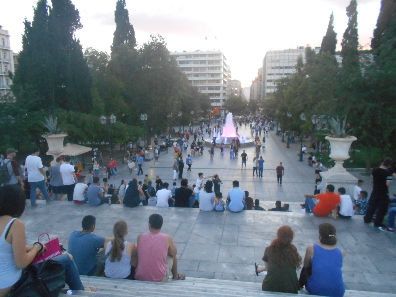 ROUMELH.blogspot.com: Νότα Κυμοθόη "φωτογραφίες από Αθήνα