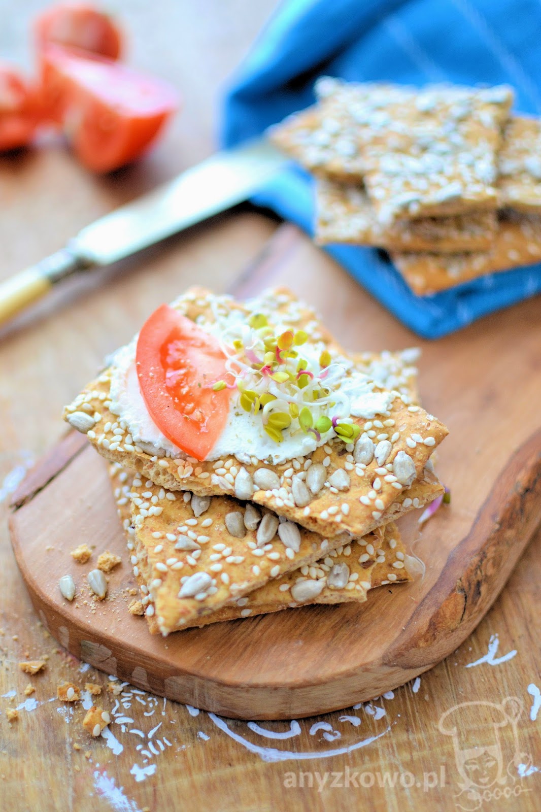 Anyżkowo: Krakersy z ziarnami ( jak pieczywo chrupkie )