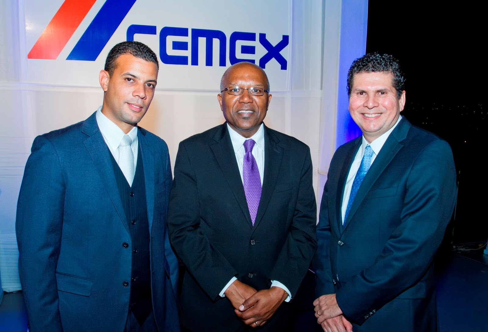 El Fogón en la Red: CEMEX INFORMA EXPANDE SUS OPERACIONES EN EL CARIBE