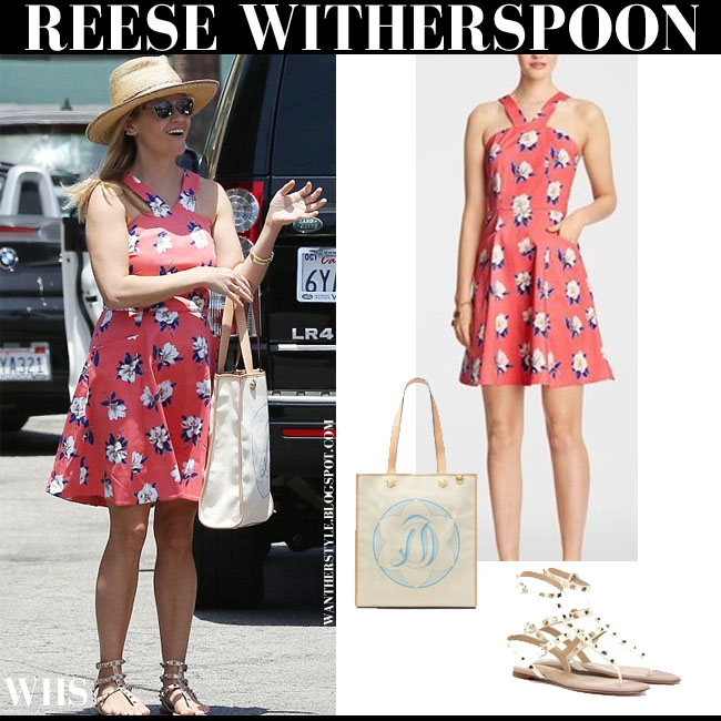 Reese Witherspoon in rose flower print mini dress in Venice on June 7 ...