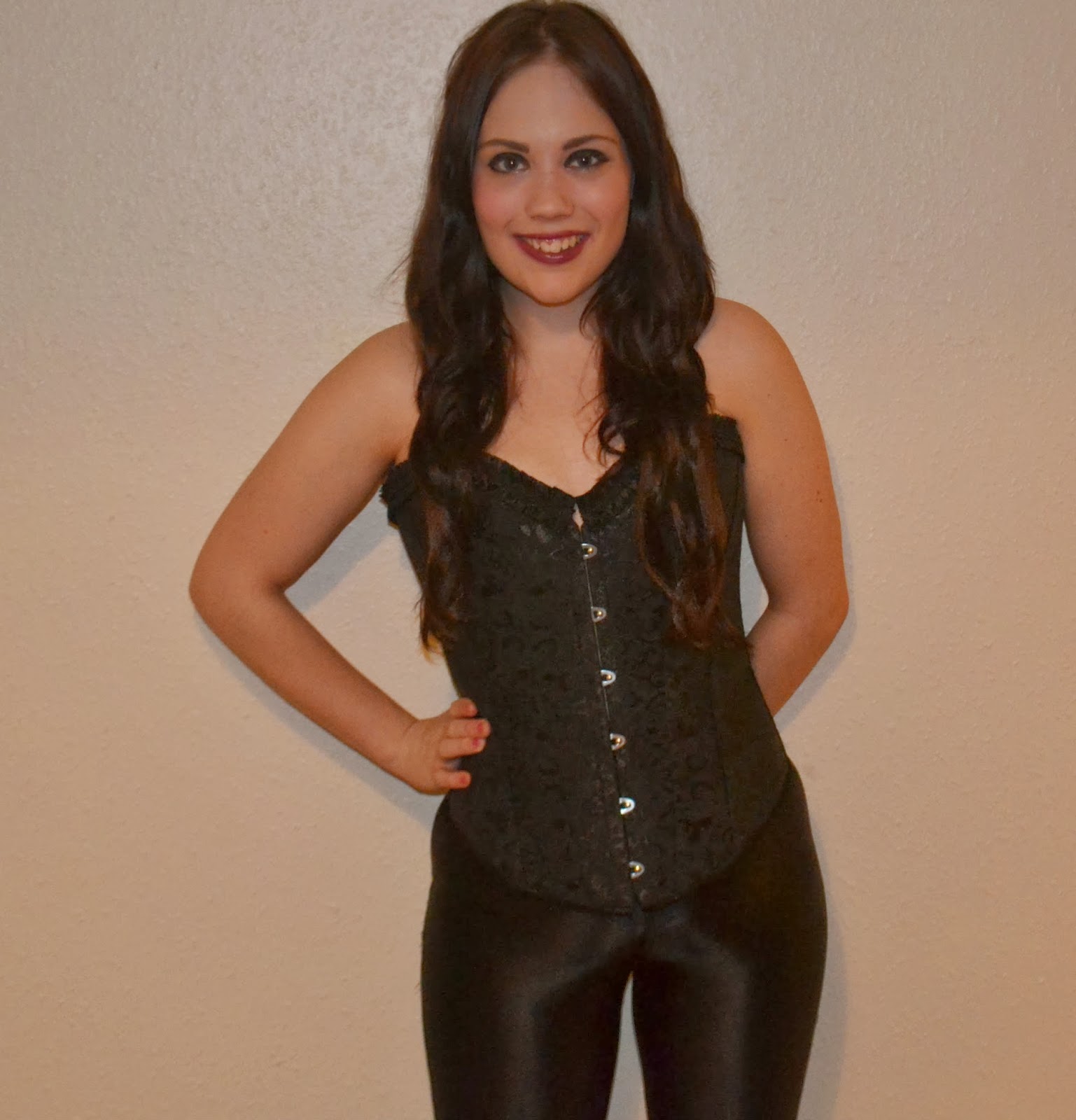 Forevermissvanity - A UK Lifestyle Blogger : Just a Gothic Girl