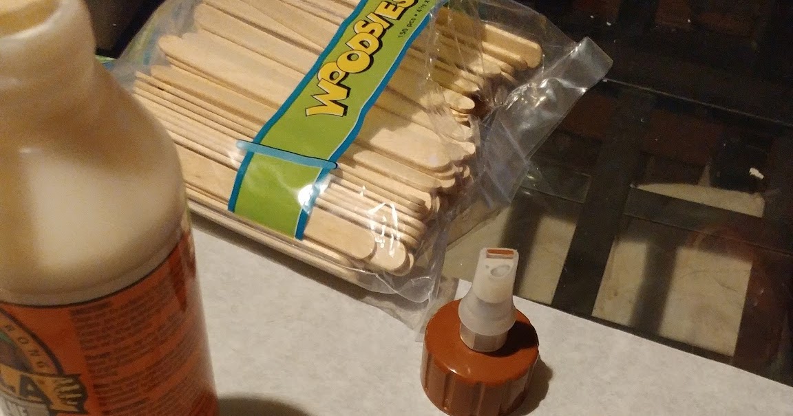 Run_by_Mo: Mid-Century Popsicle Stick + Spray Painted Sea Shells ...