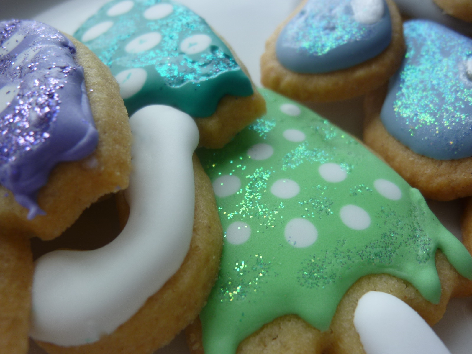 April Showers Cookies – Diary of a Mad Hausfrau