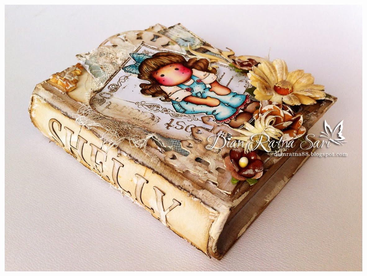 Dian's Craft Room: A Vintage Book Drawer with Lace Jeans Tilda