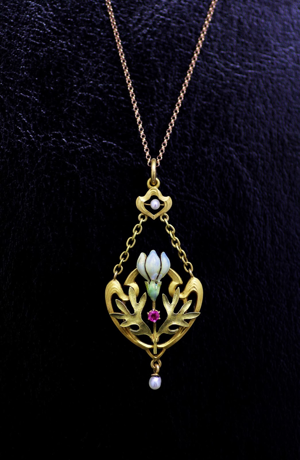 Bright days ahead: Art-Nouveau Enamel,ruby & pearl pendant circa 1900