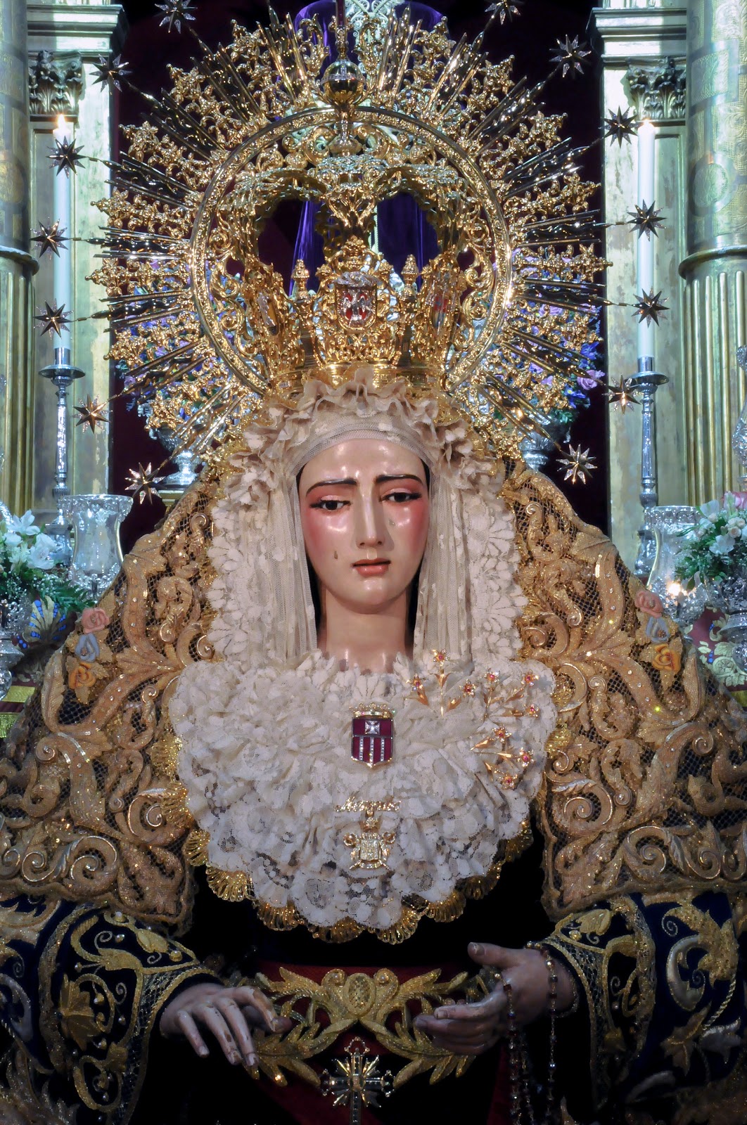 Costaleros de Santa Genoveva: Ofrenda floral y concierto en honor de ...