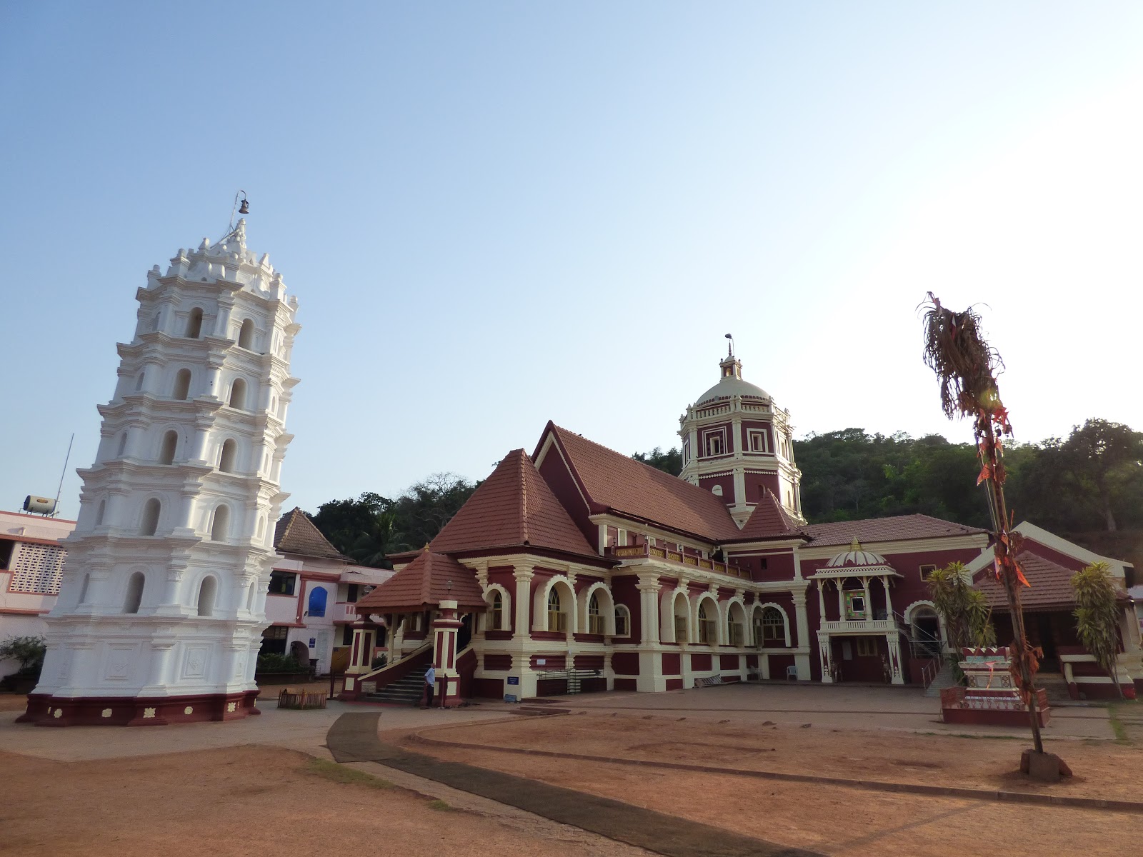 The Famous Temples of Goa ~ So-Saree