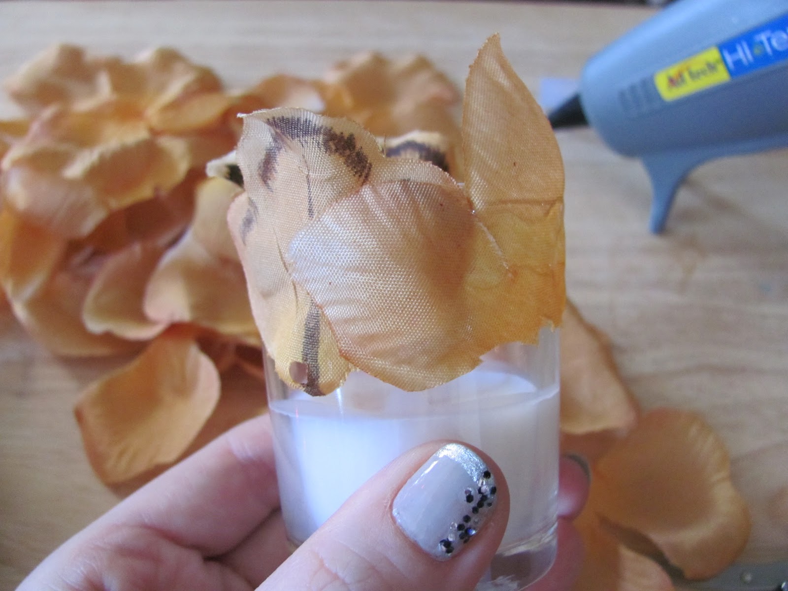 Prim and Propah: Wedding Crafting, Flower Votives