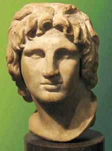 TESTE DI STORIA: CESARE, ACQUA GELIDA NELL'ANIMA PER LA GLORIA O LA MORTE