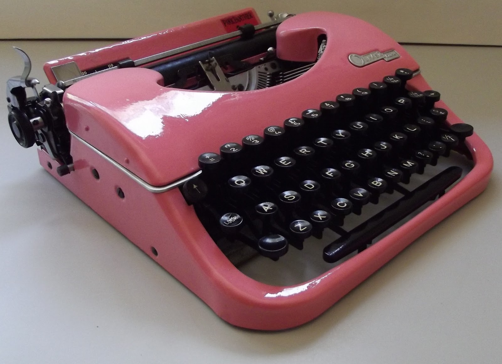 oz.Typewriter: Oliver in The Pink: The Pink Panther Typewriter