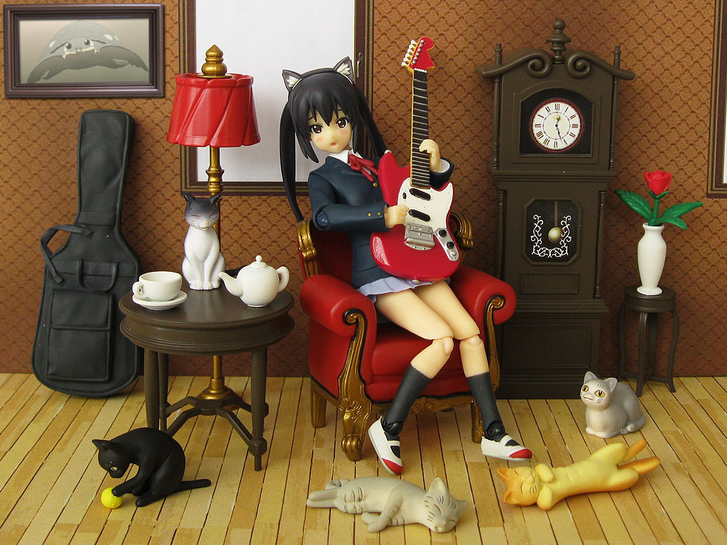 world of klaymore: figma Azusa Nakano aka Azunyan