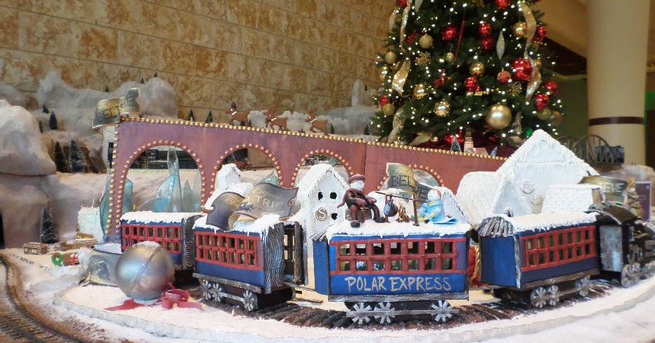 Gingerbread trains and a light show