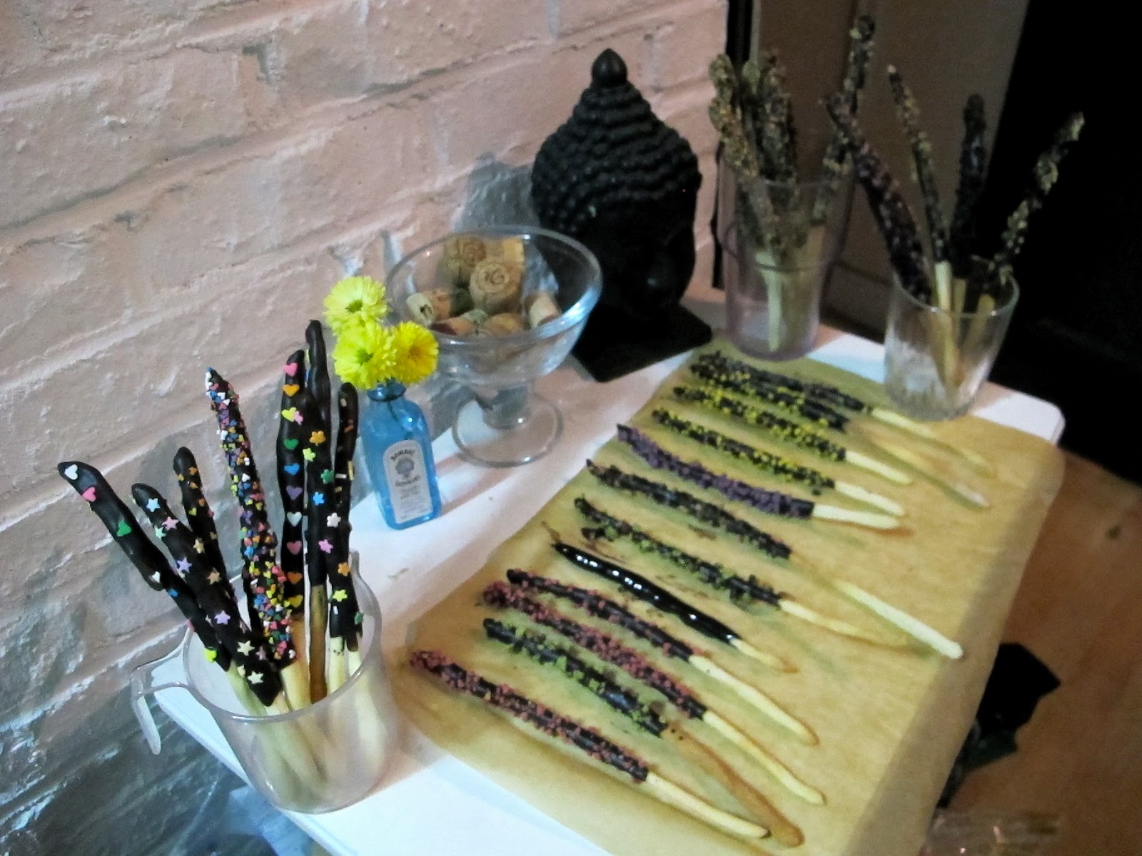Knifing Forking Spooning: Homemade Pepero/Pocky Sticks