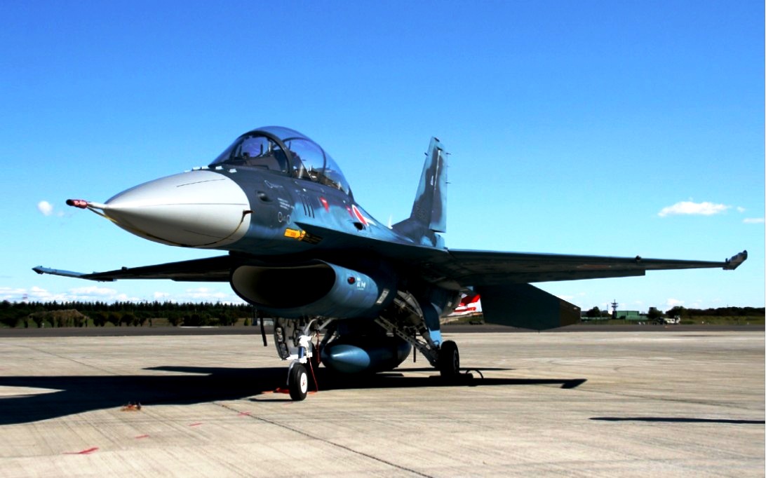 Mitsubishi F-2 (Wallpaper 2) aircraft photo gallery | AirSkyBuster
