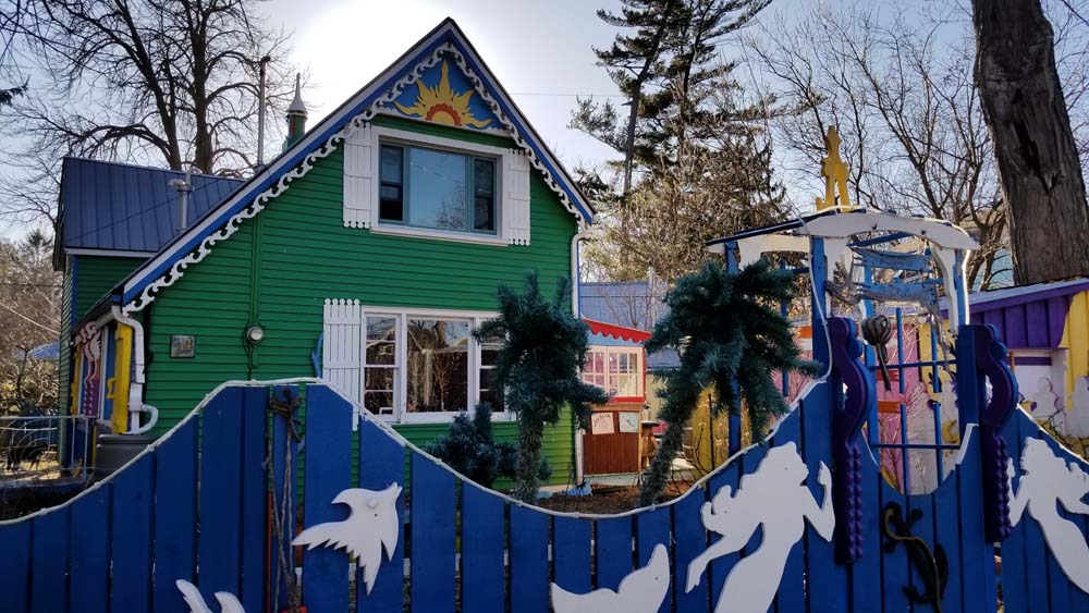 Toronto Grand Prix Tourist - A Toronto Blog: Grimsby Painted Ladies - A ...