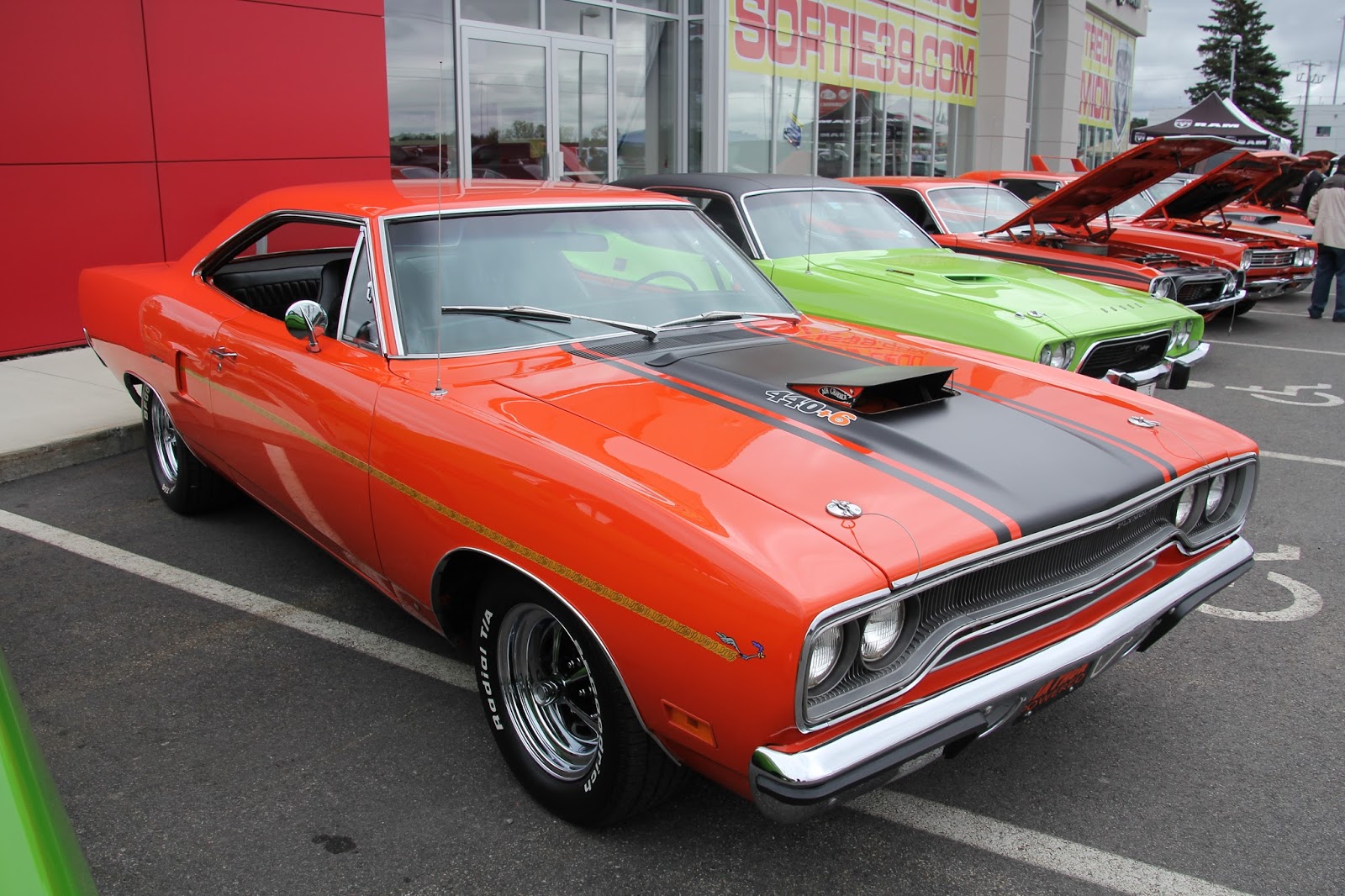 rpm-autopassion: Rencontre chez St-Jérôme Chrysler 2013