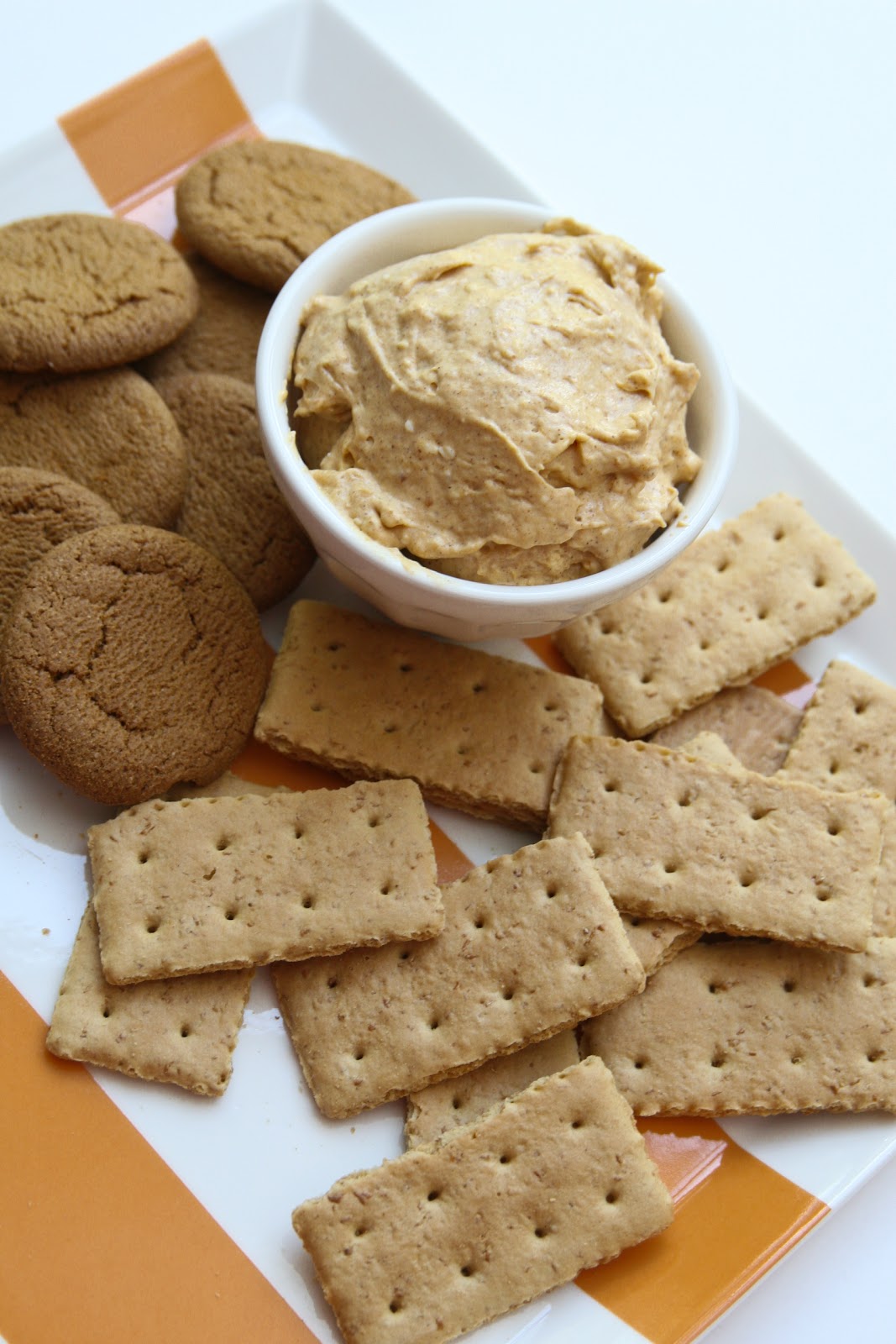 Haystacks & Champagne: A Quick Taste of Sweet Fall: Creamy Pumpkin Dip