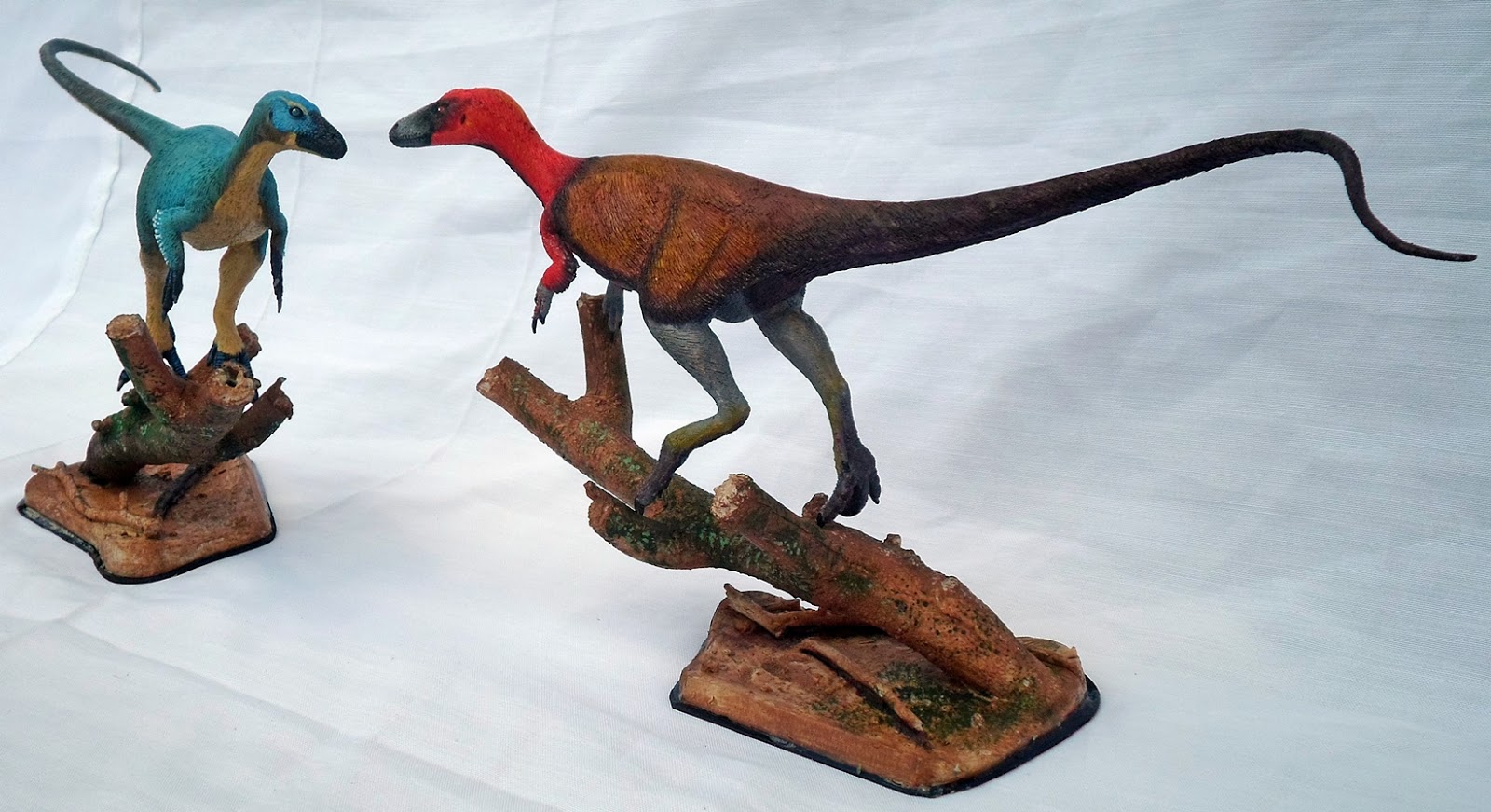 IluzerArt"s - Dinossauros em Resina: Mirischia asymmetrica