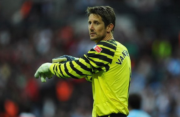 Van der Sar dreading Manchester United farewell | inside World Soccer