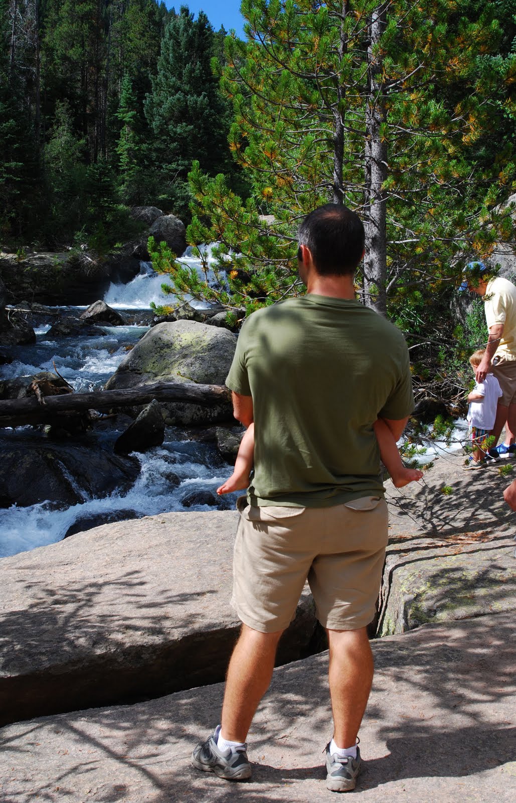 Magnolia and Boothe: Lane Guest Ranch