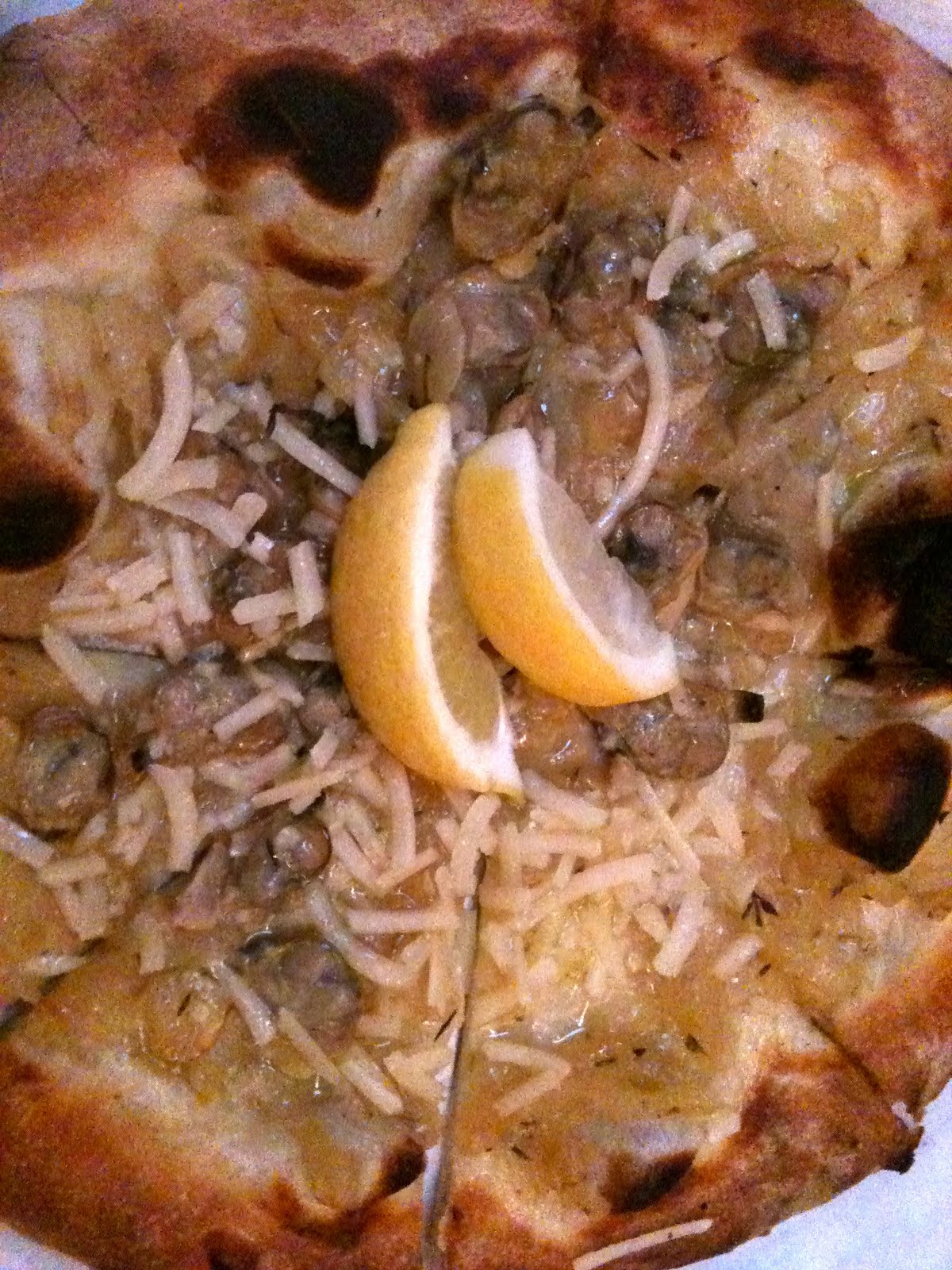 Fare La Scarpetta: Pizza Dinner in D.C. at Comet Ping Pong