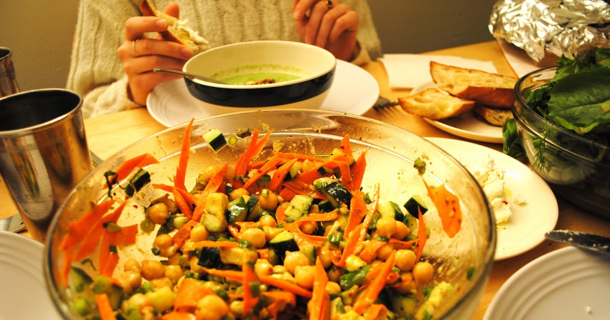 Dorm Room Dinner: (Super) Quick Fix Dinner: Broccoli Soup and Crazy ...