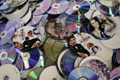 Intellectual Cramps: How Can You Tell if a DVD Is Pirated?