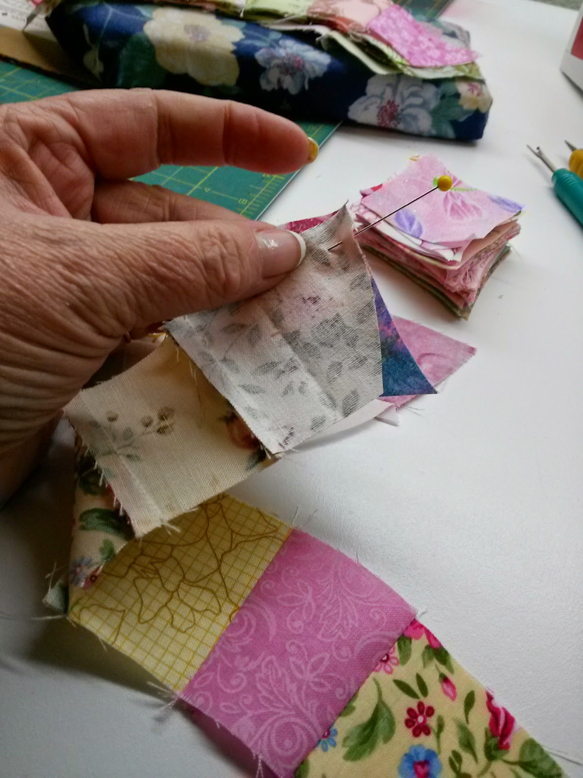 Quilting Gone Amuck: Double Wedding Ring Quilt Instructions - for the ...