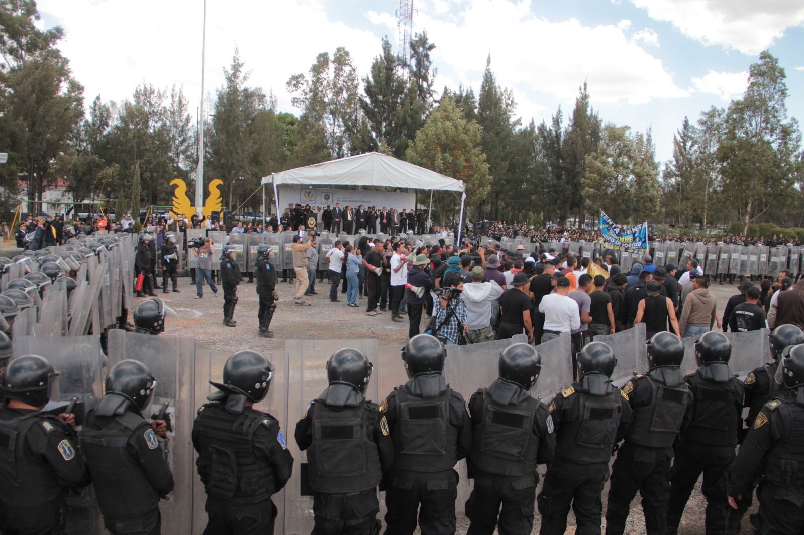 Bamba Política: Publican en la GODF protocolo para el control de multitudes de la SSP-DF