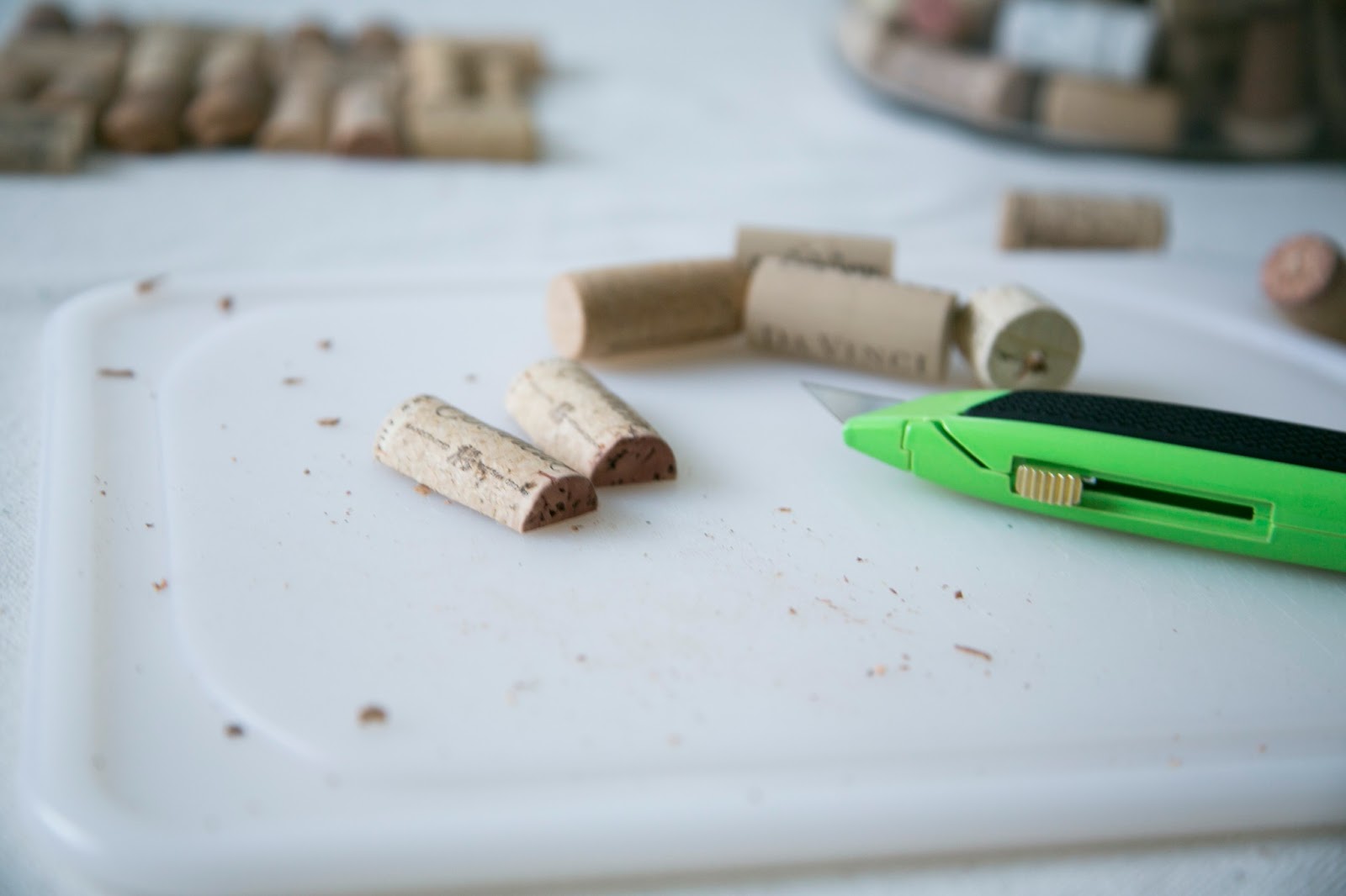 Tool To Cut Wine Corks In Half