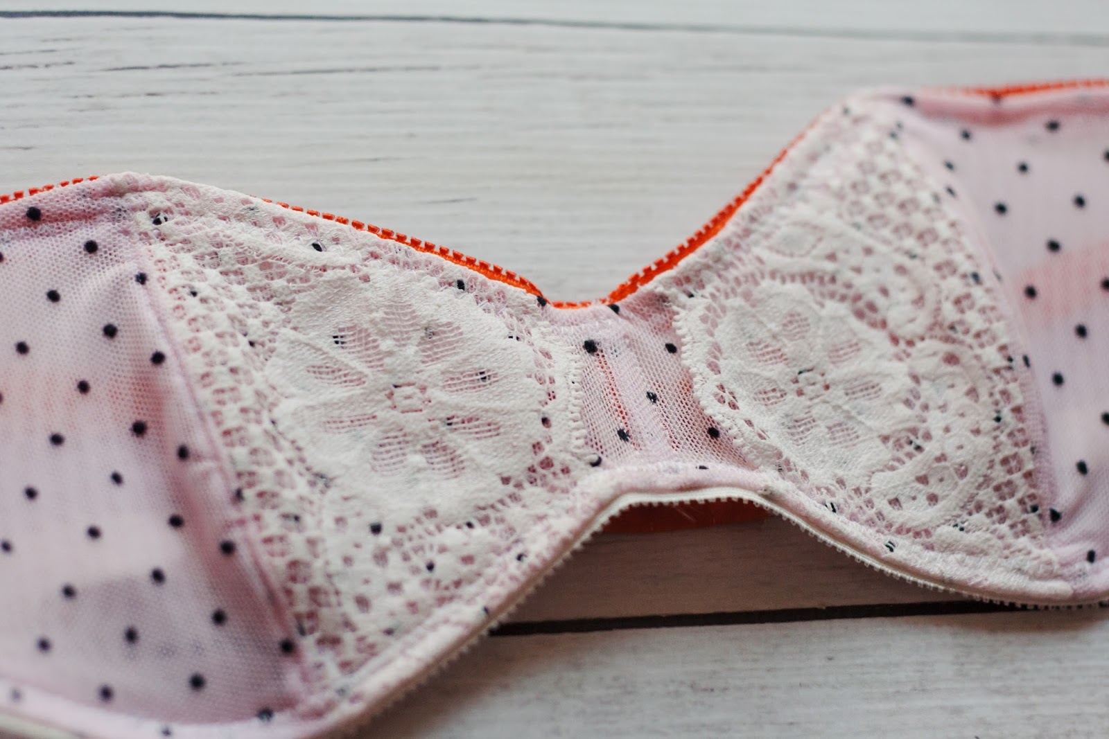 madalynne x simplicity 8437 strapless bra | these days