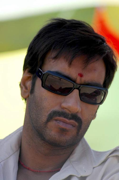 Ajay Devgan Photo Gallery - Bollywood Photo Galleries