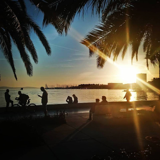 Split Croatia - travel guide map - mobile app - walking