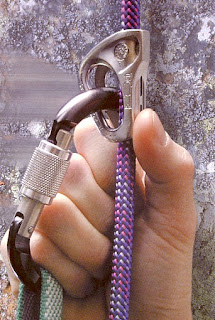 Ser de Rocha: Tibloc da Petzl, para que serve e como usar?