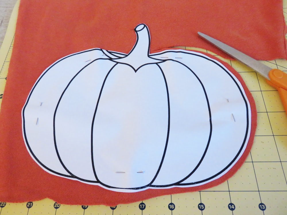 saruthdesigns: Patchwork Pumpkin Pillow