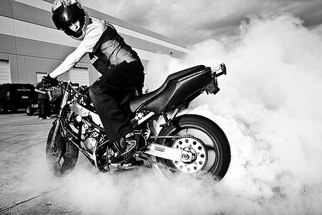 Bikes World Magazine: BIKE STUNTS