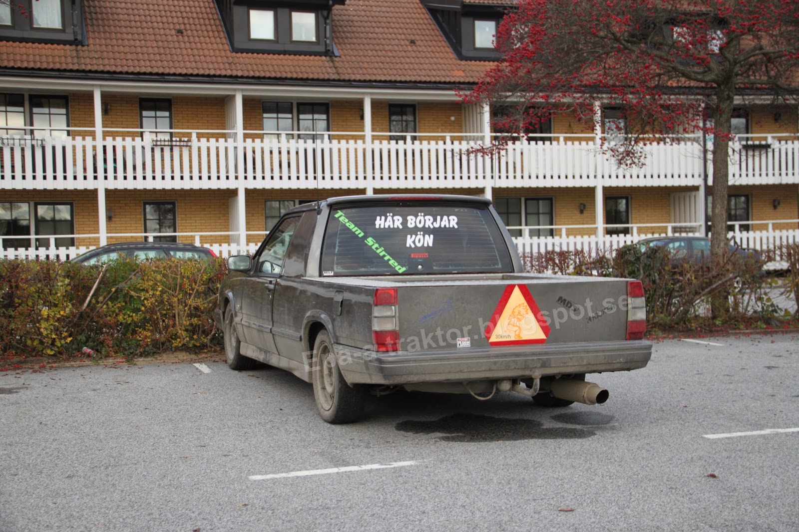 Epa- & A-traktorer: Volvo 745 - Kapad