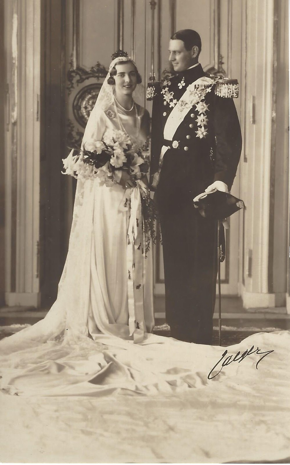 Royal Musings: Frederik IX new king of Denmark