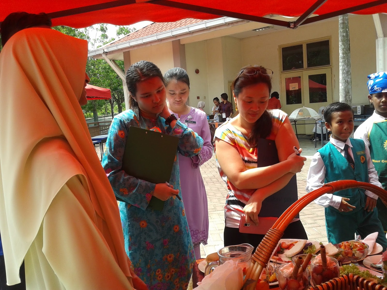 Pusat Sumber SMK Shahbandaraya: Pertandingan Memasak di SK Bukit Rimau