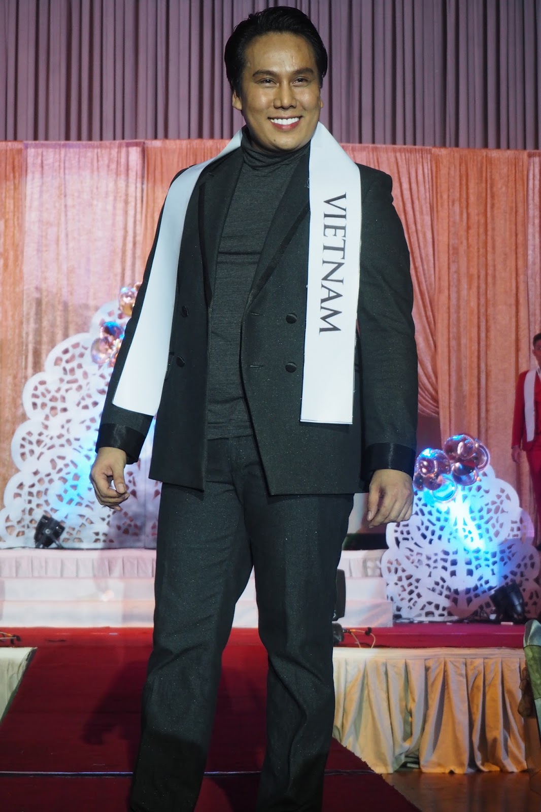 Kee Hua Chee Live!: PART 2---MISS/MR 2 -FACE CONTEST AT FLAMINGO HOTEL ...