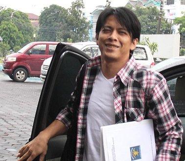 Profil Ariel Peterpan