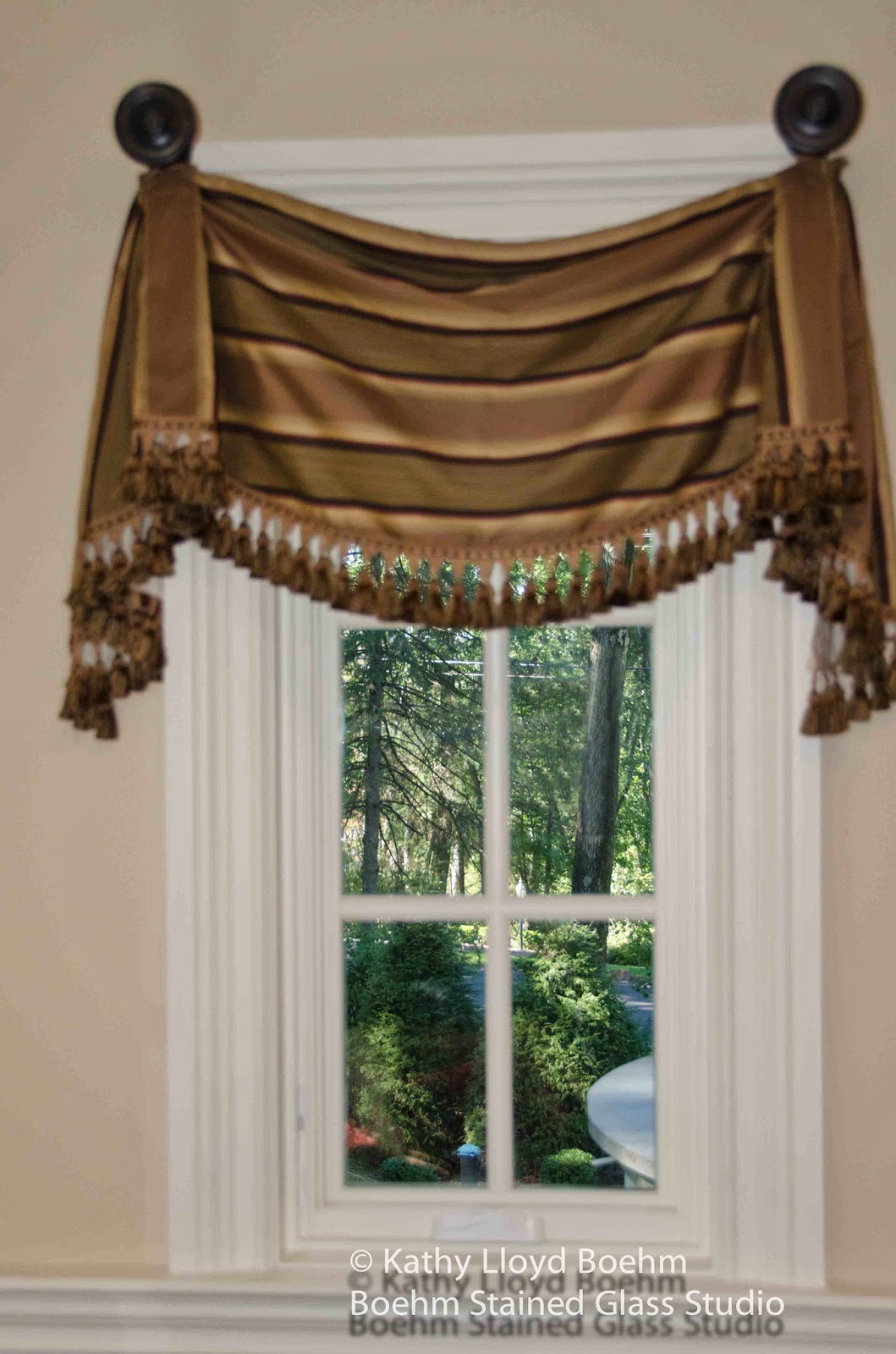 Boehm Stained Glass Blog: Rug Design Window in Stained Glass - Pattern ...