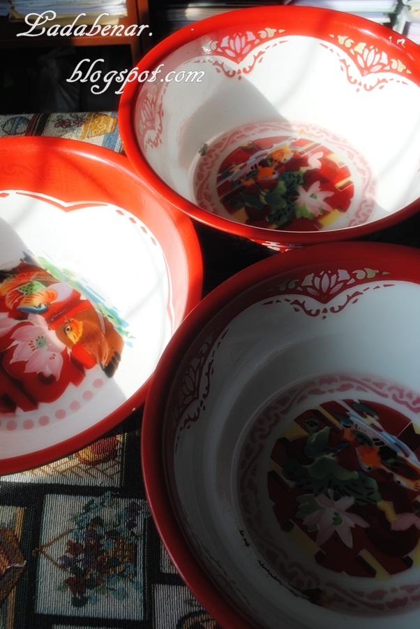 LADA BENAR: ENAMEL ITIK COUPLE