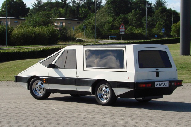 Tesla Cybertruck - Page 2