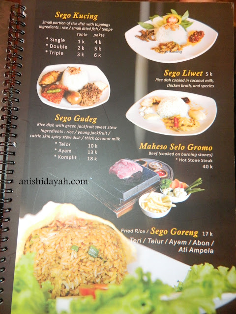 SangPetualang: Iseng - iseng Mengintip Menu di The House Of Raminten