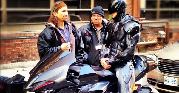 SNEAK PEEK : 'OmniCorp' Gears Up For "RoboCop"