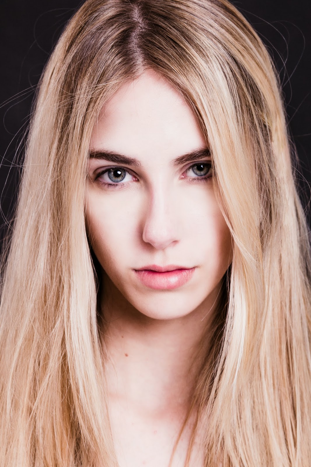 Classify Brazilian model/Miss Brazil contestant Marthina Brandt