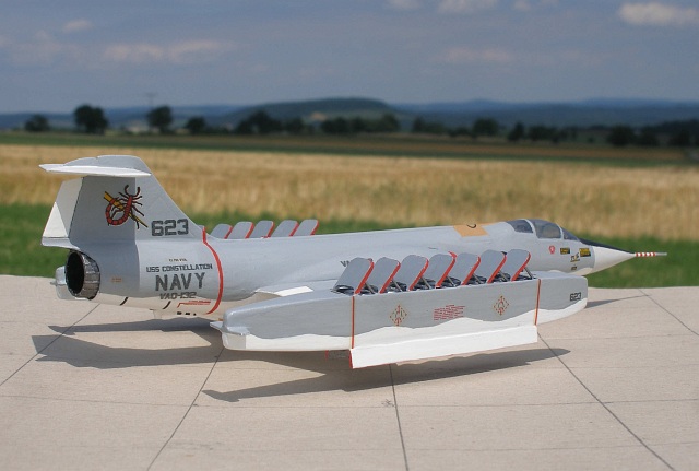 SI VIS PACEM, PARA BELLUM: Lockheed X 27, CL 1200 LANCER e CL 704 VTOL