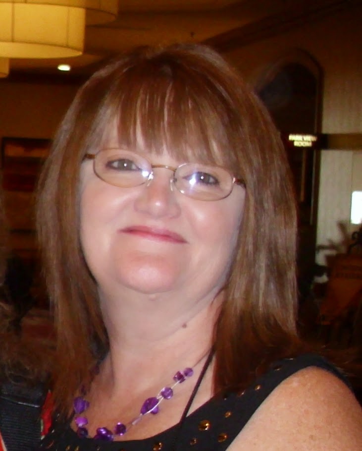 The Good Life - Living in the South: About Author Debra Collins